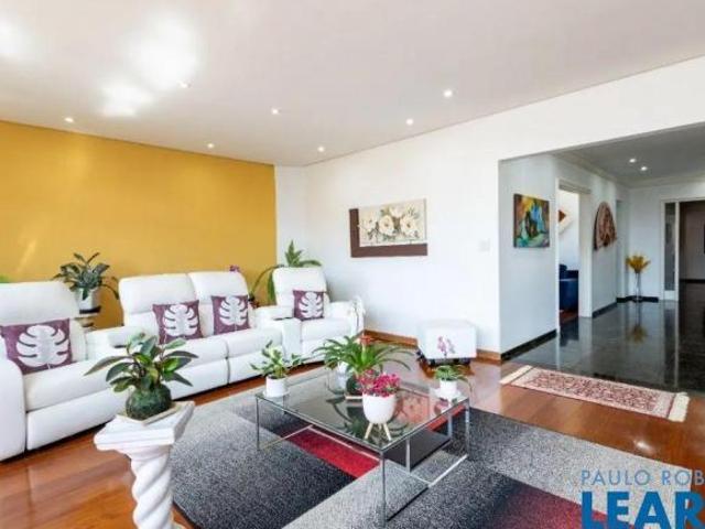 Imoveis no Paraíso