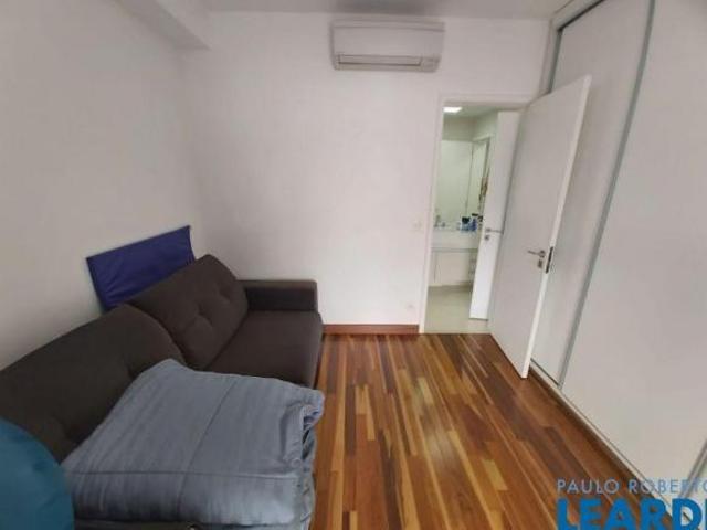 Imoveis no Paraíso