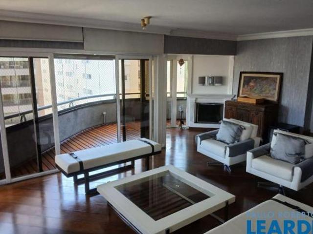 Imoveis no Paraíso