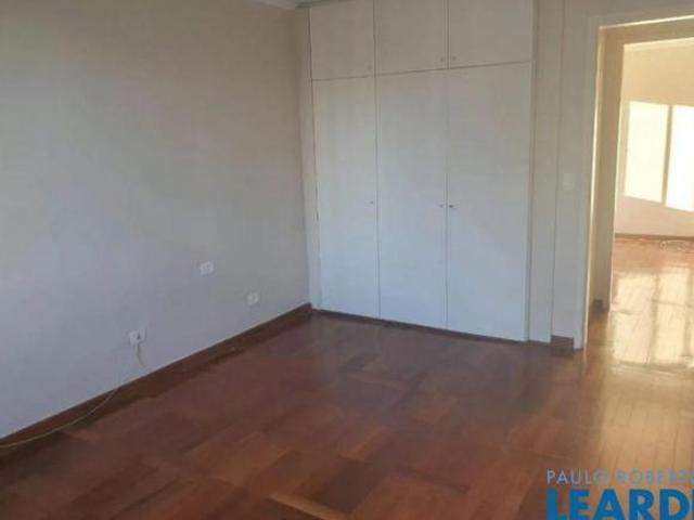 Imoveis no Paraíso