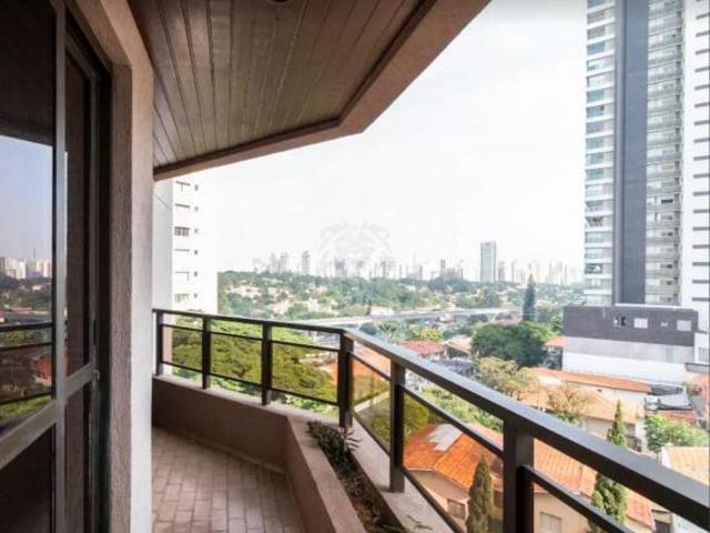 Imoveis no Parque Colonial