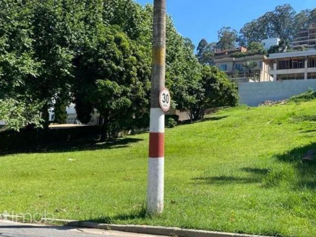 Imoveis no Residencial Tamboré