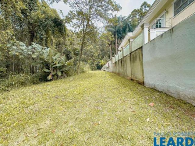 Imoveis no Residencial Tamboré