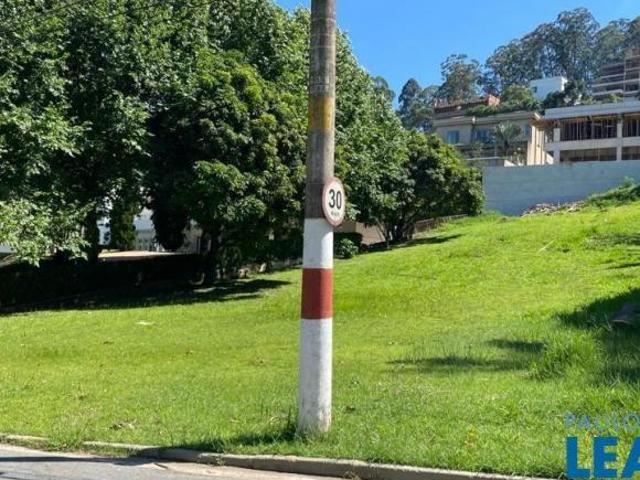 Imoveis no Residencial Tamboré