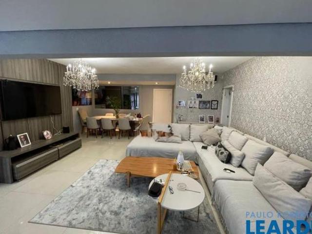 Imoveis no Royal Park