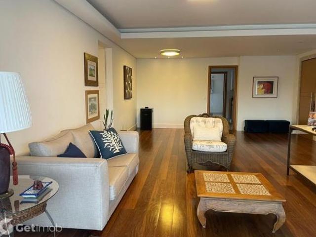 Imoveis em Alphaville Conde I