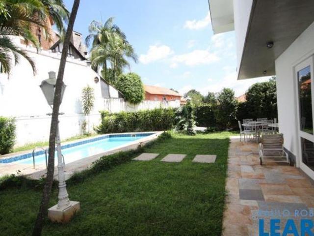 Imoveis em Alphaville Residencial Um