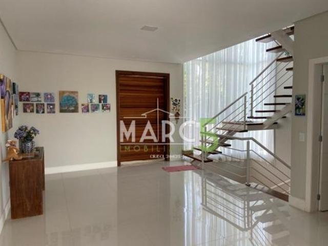 Imoveis em Arujazinho IV