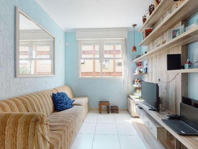 Apartamento em Camaquã, Porto Alegre/RS de 48m² 2 quartos à venda por R$ 220.000,00