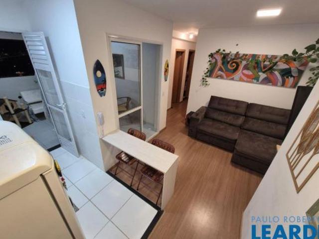 Imoveis em Condomínio Res Colinas do Paratehy