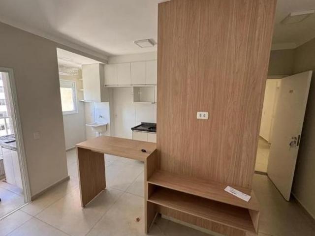 Imoveis em Condomínio Res Colinas do Paratehy
