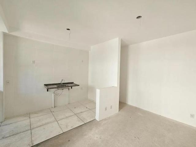 Imoveis em Condomínio Res Colinas do Paratehy