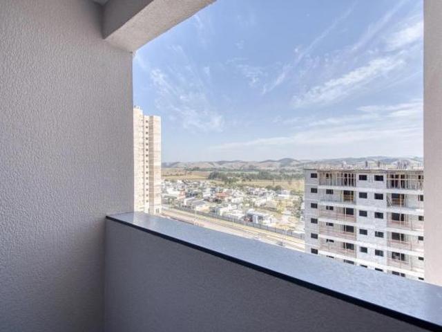 Imoveis em Condomínio Res Colinas do Paratehy
