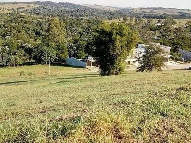Imoveis em Condomínio Reserva do Paratehy