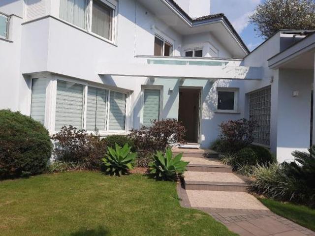 Casa à venda no bairro Interlagos