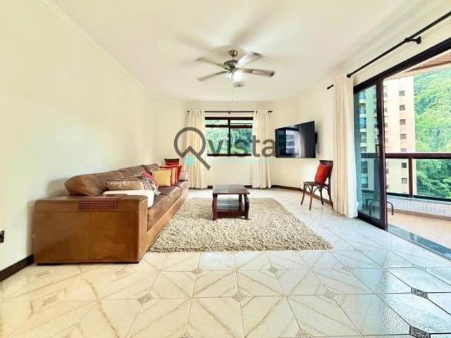 Apartamento à venda em Pitangueiras