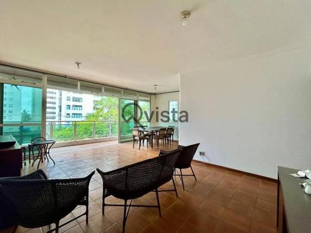 Apartamento à venda em Pitangueiras