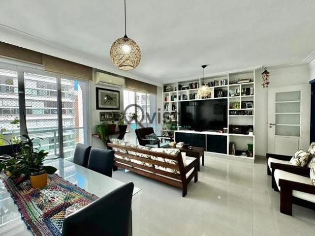 Apartamento à venda em Pitangueiras