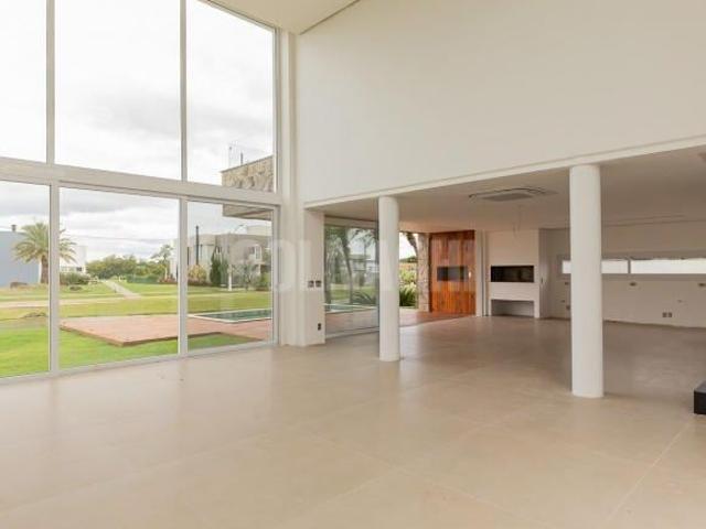 Imoveis em Sans Souci