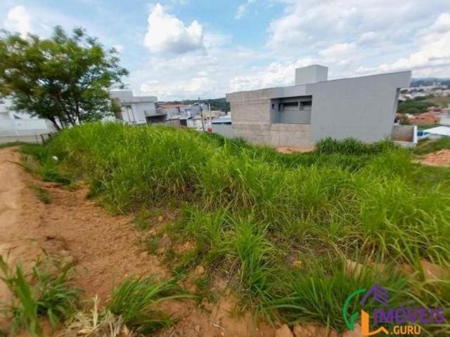 Imoveis em Santa Cândida