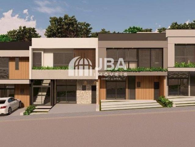 Casa à venda em Santa Cândida