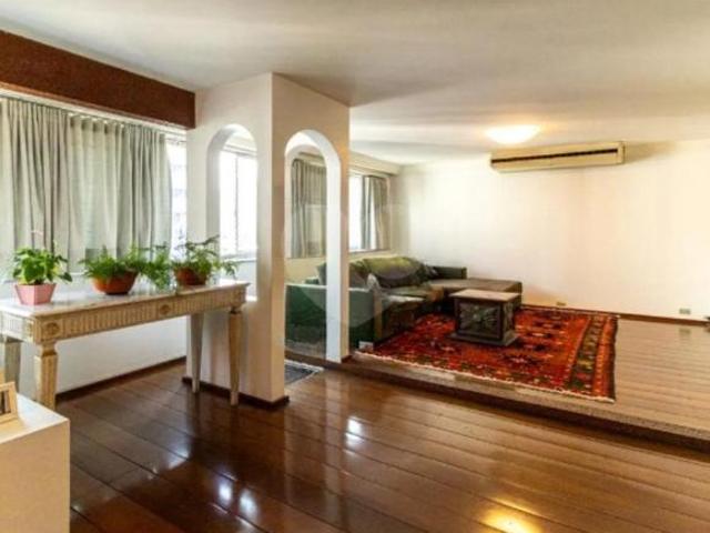 Imoveis em Santa Cecília