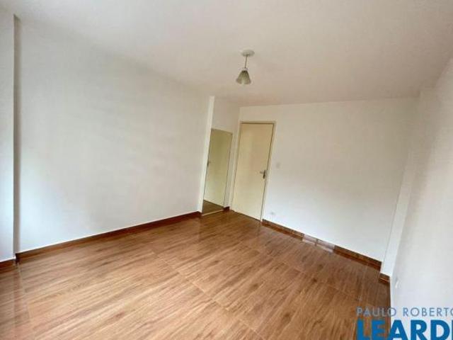 Imoveis em Santa Cecília