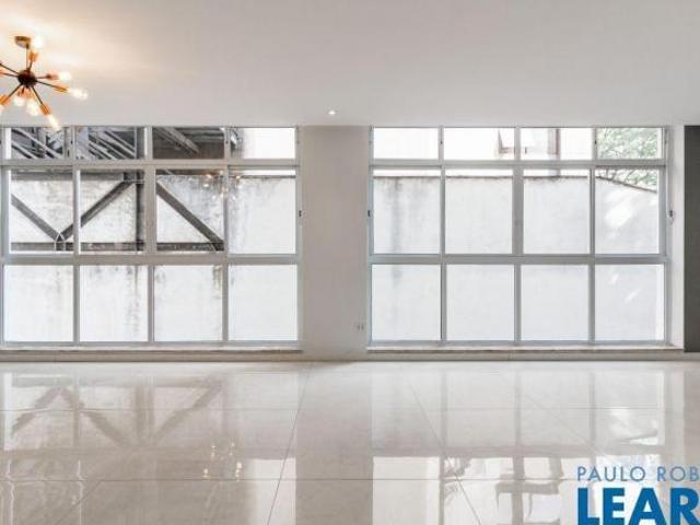 Imoveis em Santa Cecília