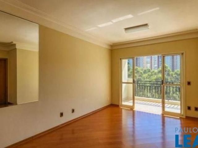Imoveis em Tamboré