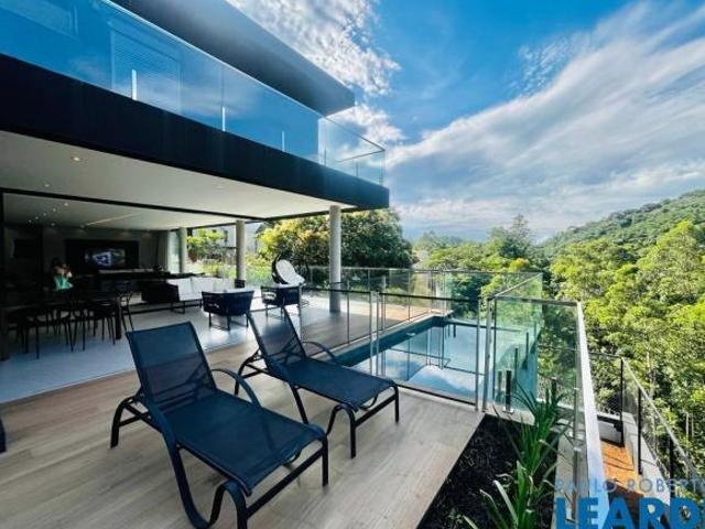 Imoveis em Tamboré