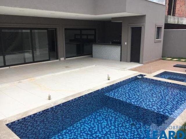 Imoveis em Tamboré