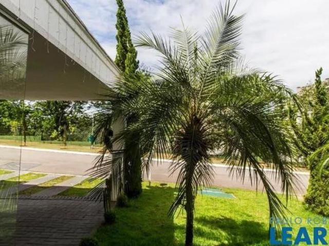 Imoveis em Tamboré