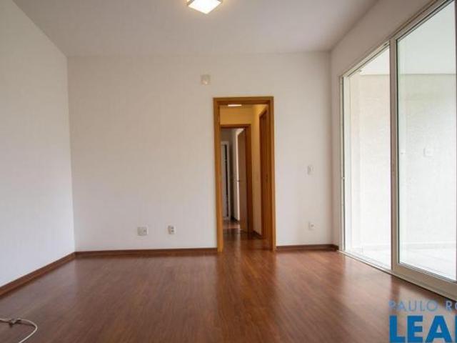 Imoveis em Tamboré