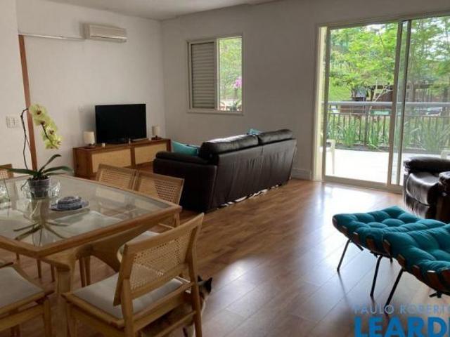 Imoveis em Tamboré
