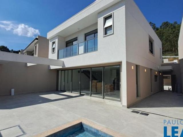 Imoveis em Tamboré