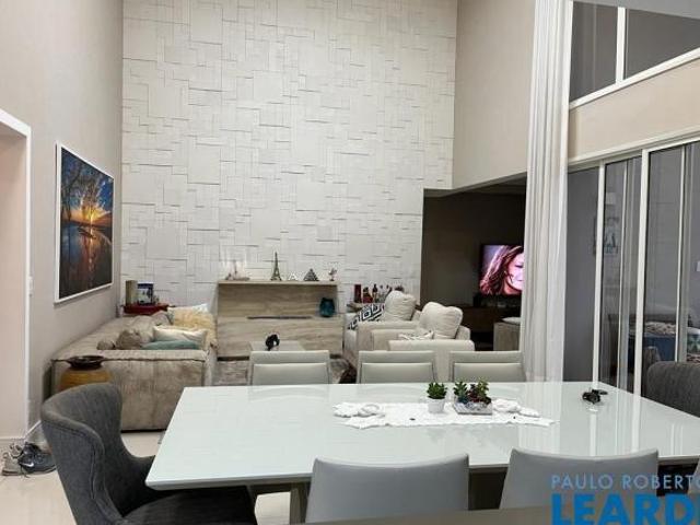 Imoveis em Tamboré