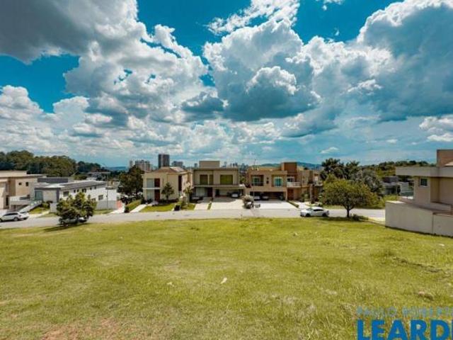 Imoveis em Tamboré