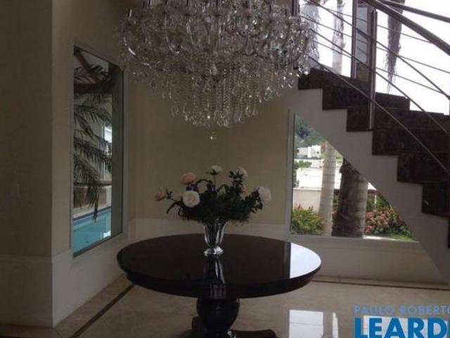 Imoveis em Tamboré
