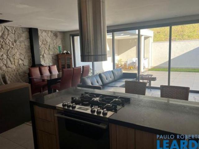 Imoveis em Tamboré