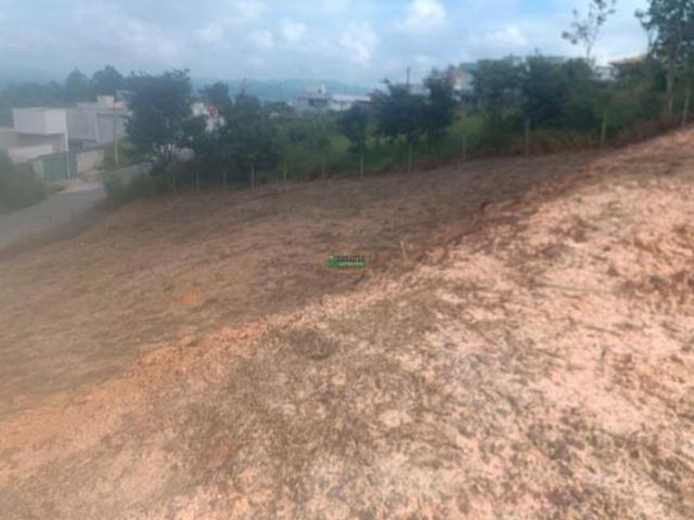 Imoveis em Village Park Real