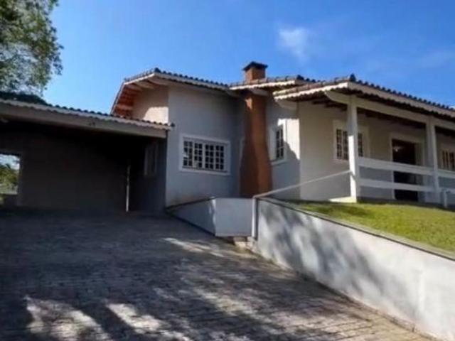 Imóvel 3 dormitórios Fazenda da ilha