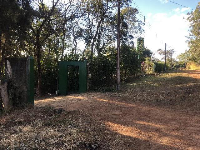 Imóvel com ótimo padrão — Terreno em Luziania GO, QD 146 LT 07 AV. 14 | Venda Online