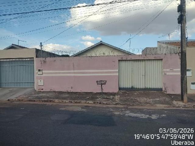 Imóvel com ótimo padrão — Casa no Jardim Copacabana, Uberaba MG, Nº 131, 2 quartos, 200m² | Leilão