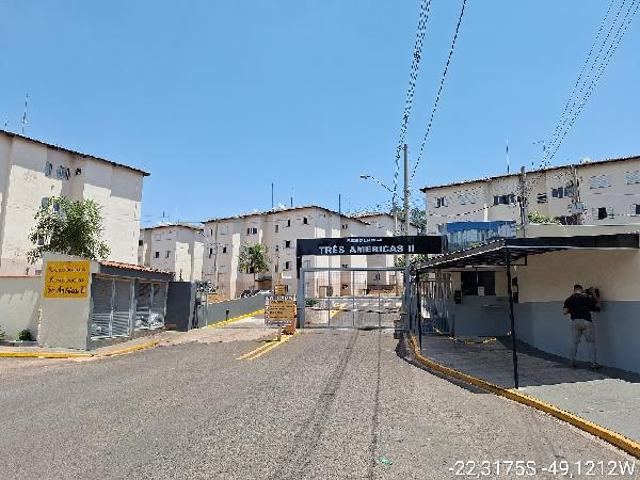 Imóvel com bom aproveitamento — Apartamento no Nucleo Habitacional Vereador Edson, Bauru SP, Apto 22, 2 quartos, 51,77m² | Venda Online