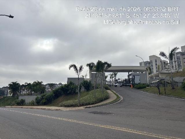 Imóvel com bom aproveitamento — Apartamento no Residencial Portinari, Varginha MG, Apto 503, 2 quartos, 1 vaga, 47,25m² | Leilão