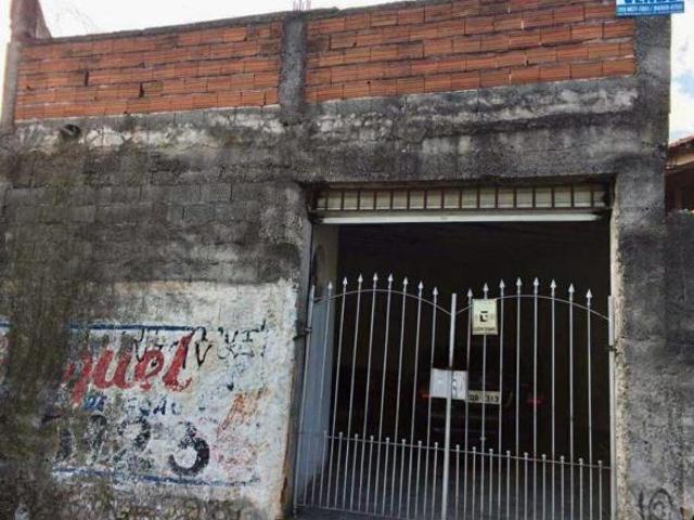 Imóvel com duas casas para venda no Centro de Ferraz de Vasconcelos/SP