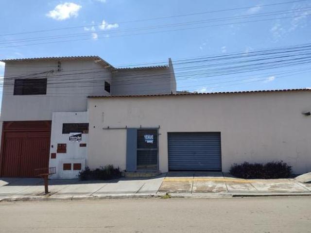 Imóvel com espaço comercial e residencial CAMPINAS