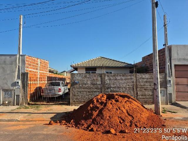 Imóvel com grande valor — Casa no Residencial Jose Antonio Sacomani, Penapolis SP, Nº 469, 2 quartos, 1 vaga, 250m² | Leilão