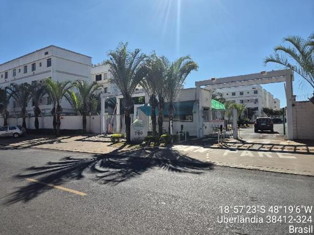 Imóvel com potencial — Apartamento no Chacaras Jd Holanda, Uberlandia MG, Apto 102, 2 quartos, 1 vaga, 45,64m² | Leilão