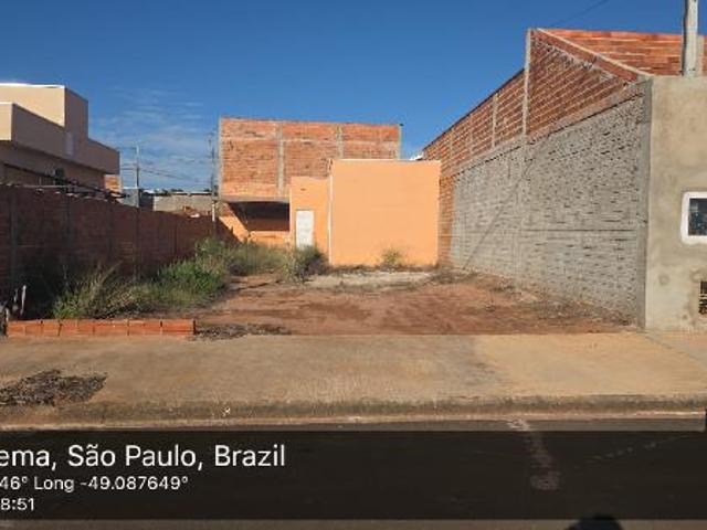 Imóvel com potencial — Prédio no Jardim Flamboyant, Borborema SP, Nº 375, 1 quarto, 211,5m² | Leilão